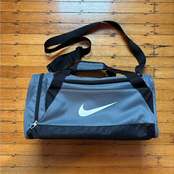 Nike | Bags | Nike Duffel Bag | Poshmark